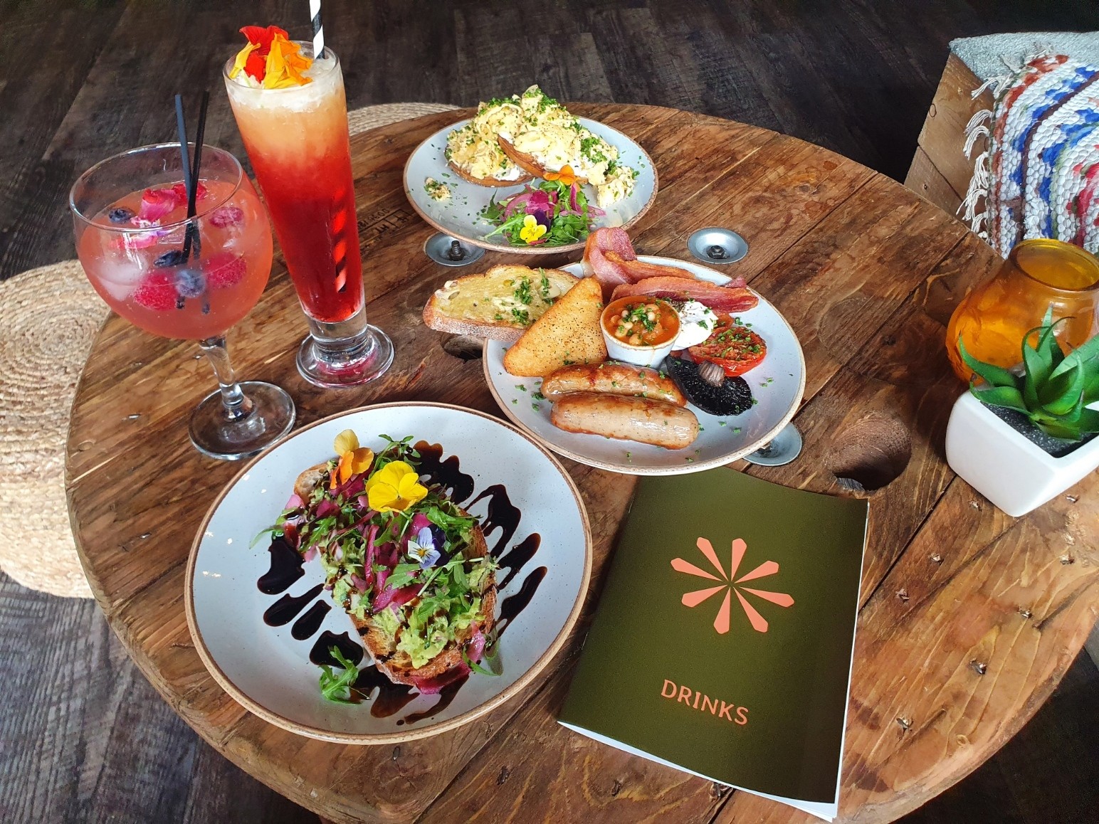 Menus | Lost Lounge | Confidentials