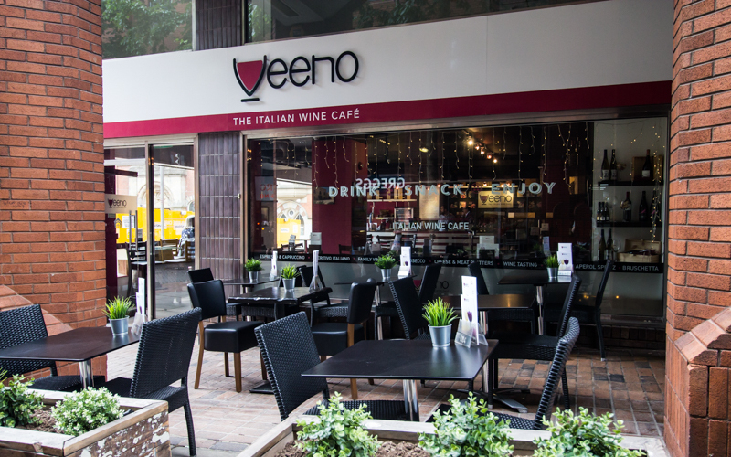 Lunch like an Italian at Veeno