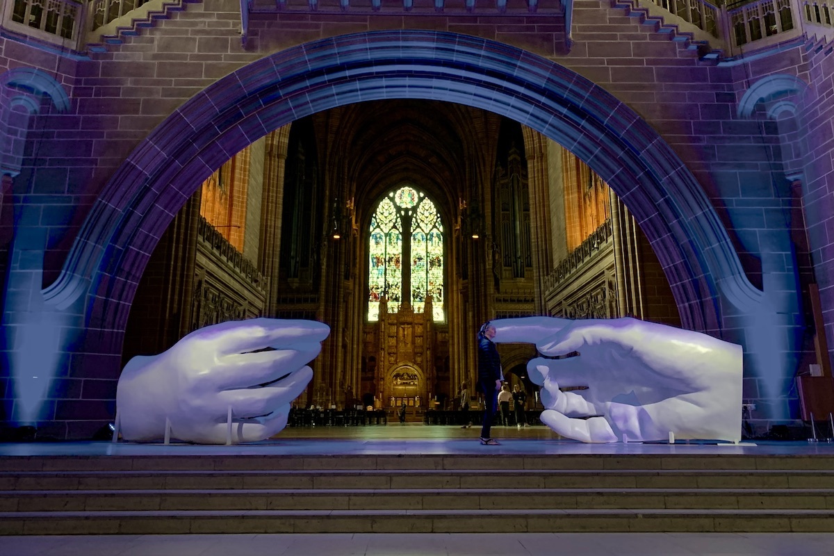 'I wanna hold your hand' - Michelangelo-inspired sculpture lands at ...