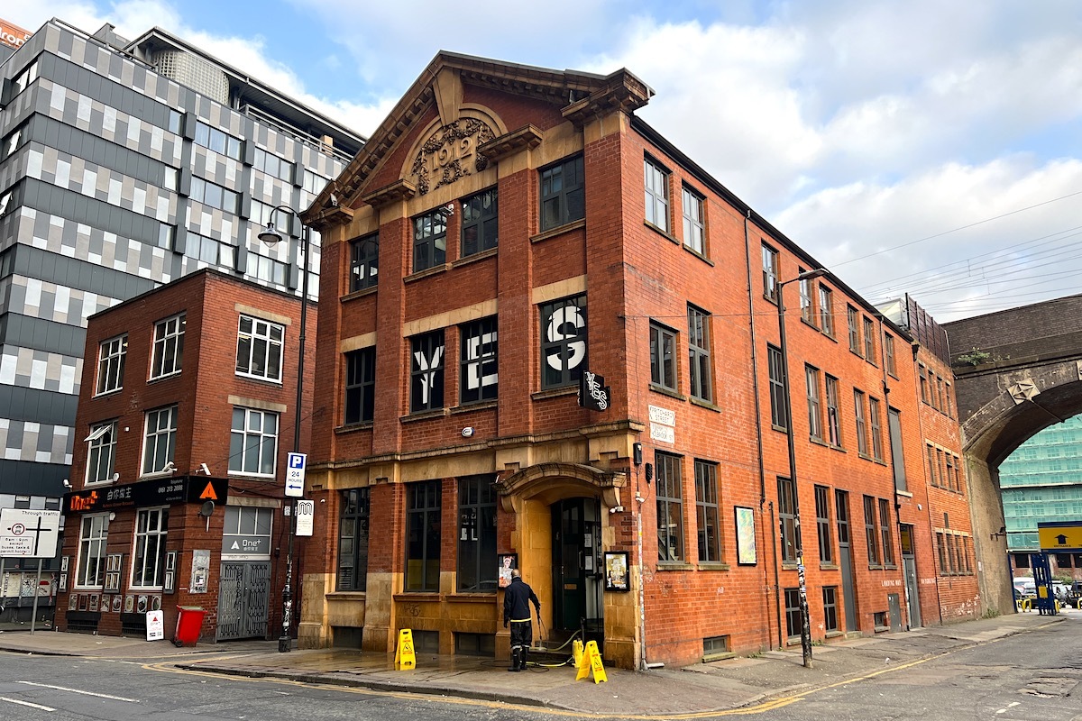 'These are the dg's bllycks' - Doner Summer @ Yes, reviewed ...